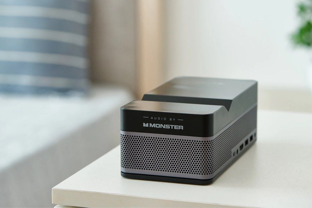 UltraView short throw projector, native 1080 resolution, 6800 lumens ...