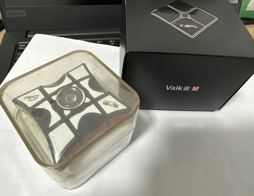 Valk 2 M and qiyi spinner, Hobbies & Toys, Toys & Games on Carousell