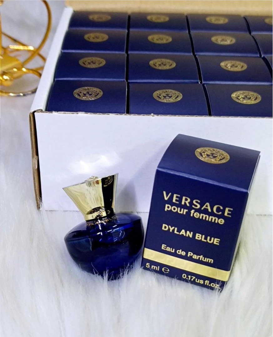 Versace pour femme dylan blue mini perfume 5ml on Carousell