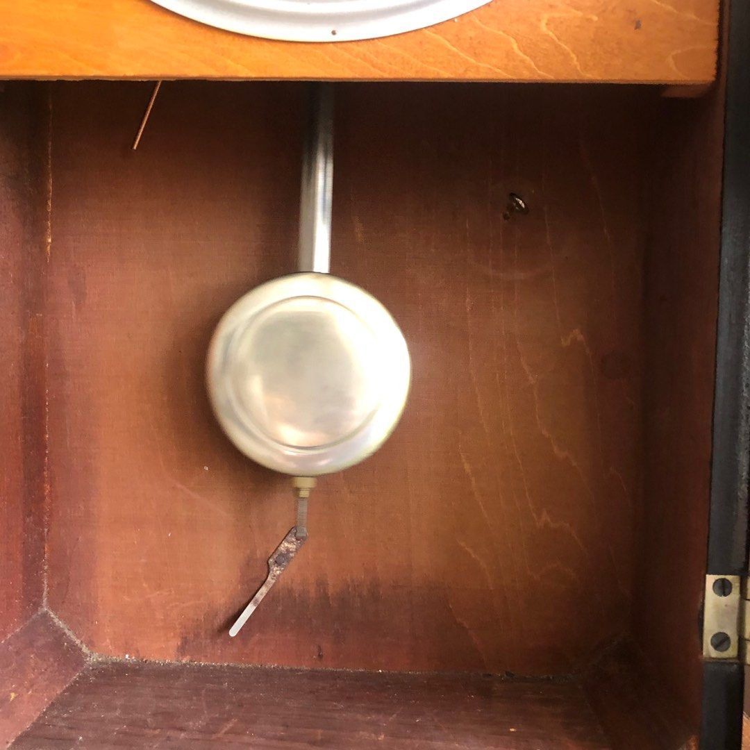 Vintage 555 Pendulum Clock, Furniture & Home Living, Home Decor, Clocks ...