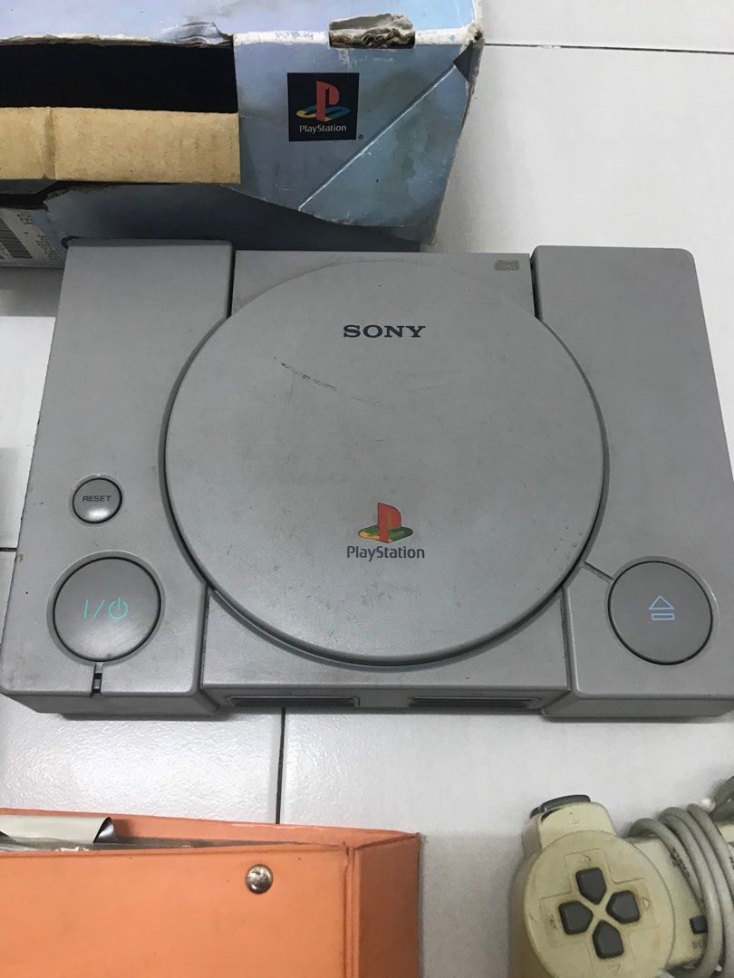 Vintage PLAYSTATION 1 PS1, Video Gaming, Video Game Consoles ...
