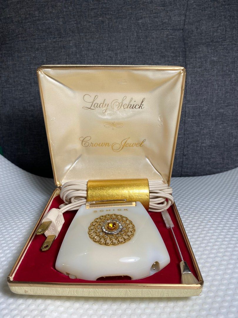 Vintage Schick Crown Jewel Electric Razor Model 100 110V on Carousell