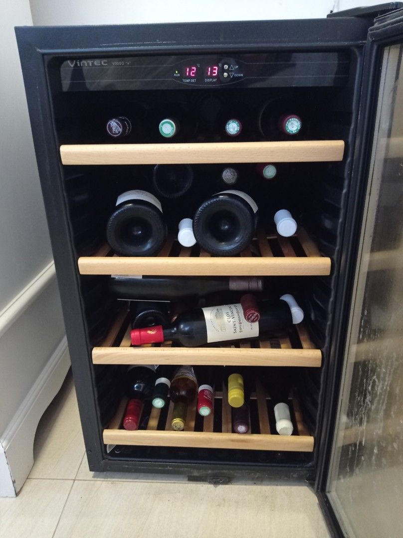 Vintec wine cellar fridge, TV & Home Appliances, Kitchen Appliances ...