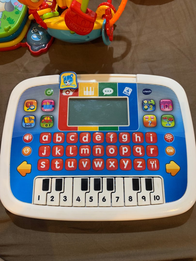 Vtech mini laptop toy, Hobbies & Toys, Toys & Games on Carousell