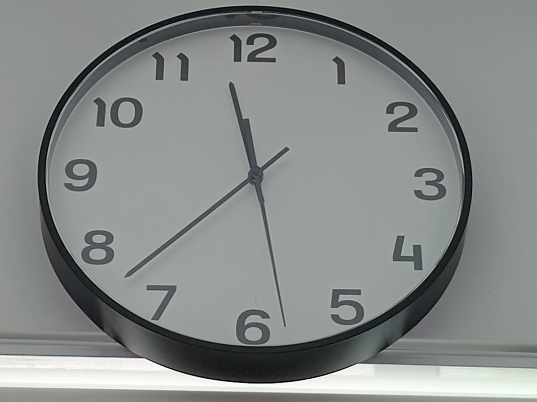 Wall Clock, Furniture & Home Living, Home Decor, Clocks on Carousell