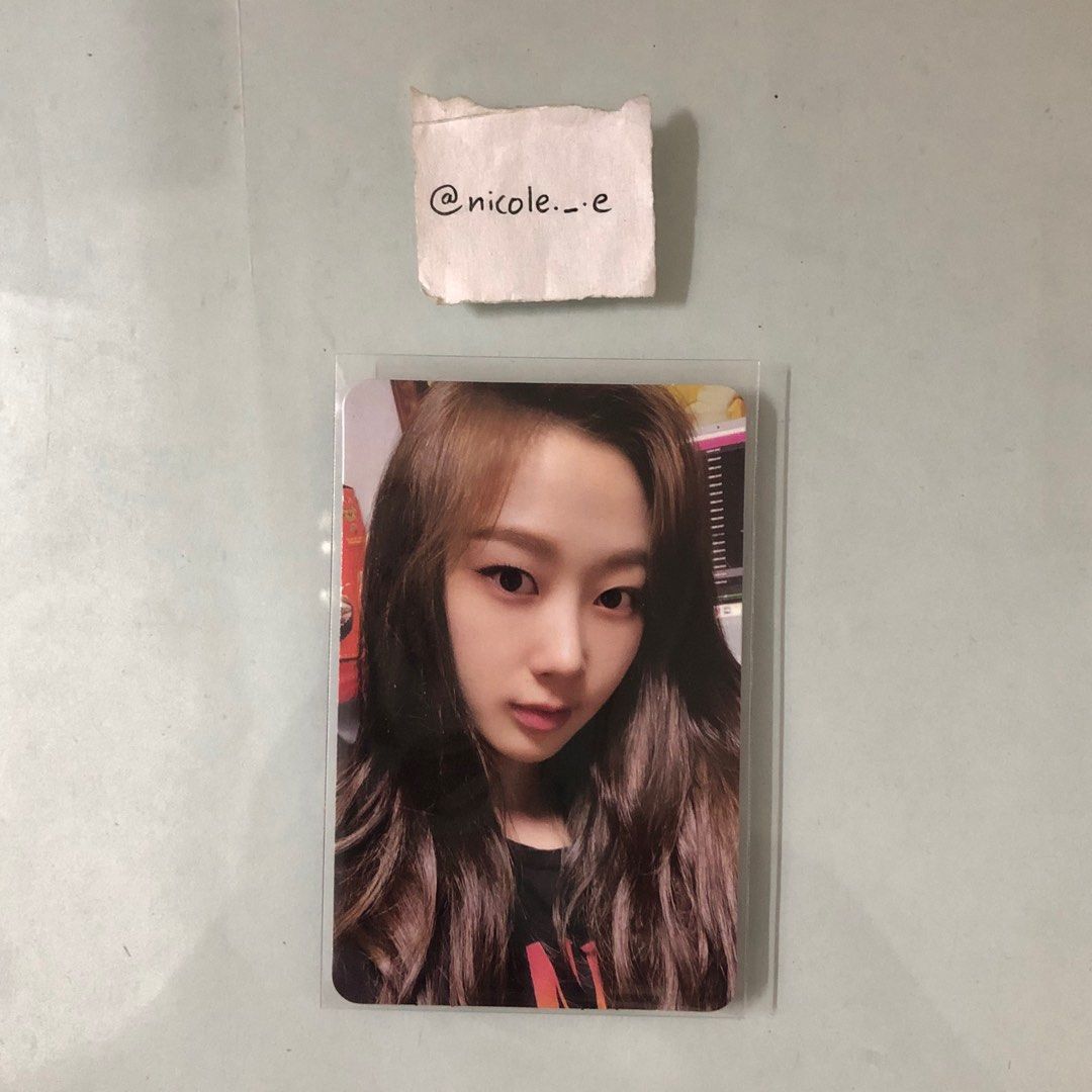 [WTS] AESPA Mini Album vol.2 mini album 2 Girls - Real World ver Giselle photocard, Hobbies ...