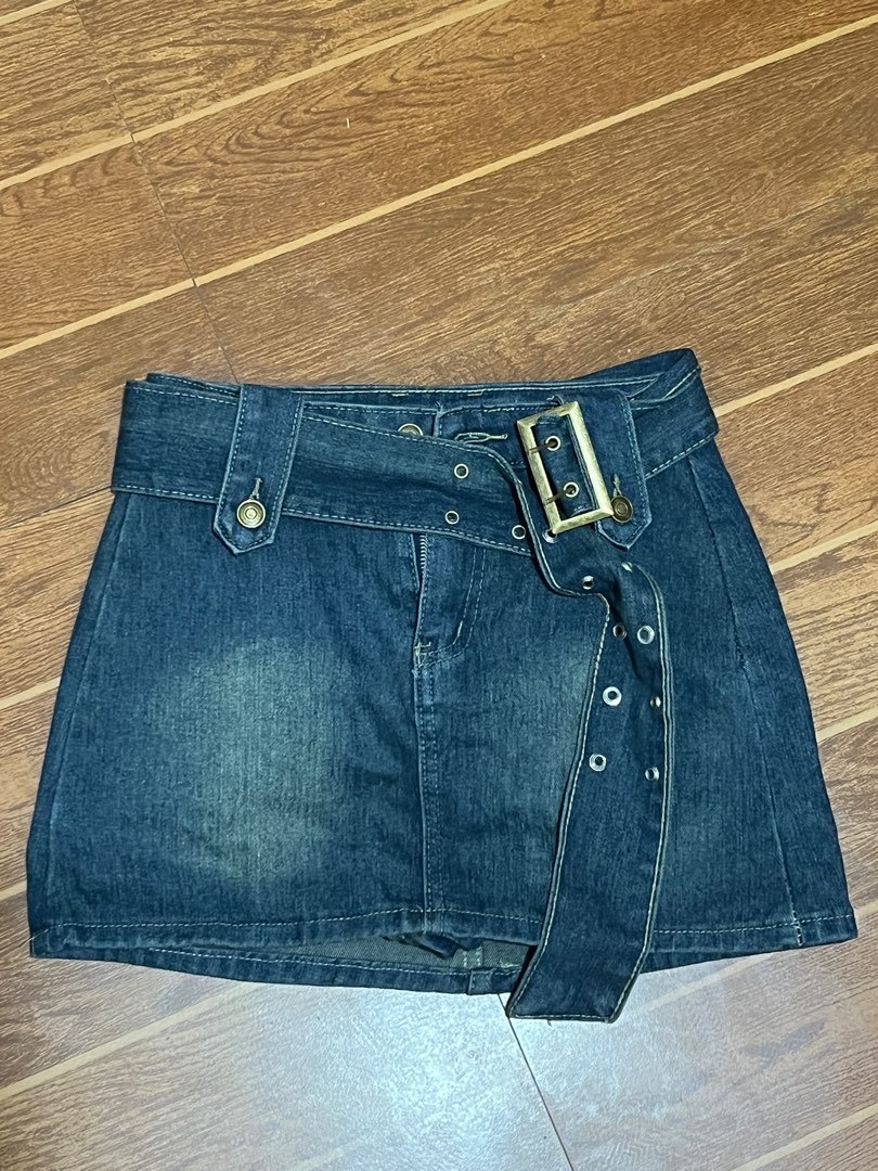 Y2K Denim Skort, Women's Fashion, Bottoms, Skirts on Carousell