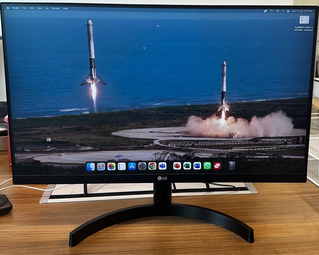 24 inch full HD monitor screen with IPS display, Computers & Tech ...
