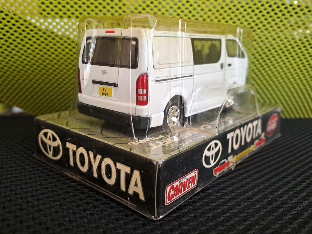 絕版 1:43 Carven Toyota Hiace 客貨車 不是Tiny Tomica, 興趣及遊戲, 玩具 & 遊戲類 - Carousell