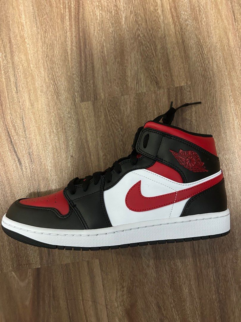 Air Jordan 1 mid fire-red, Men's Fashion, Footwear, Sneakers on Carousell