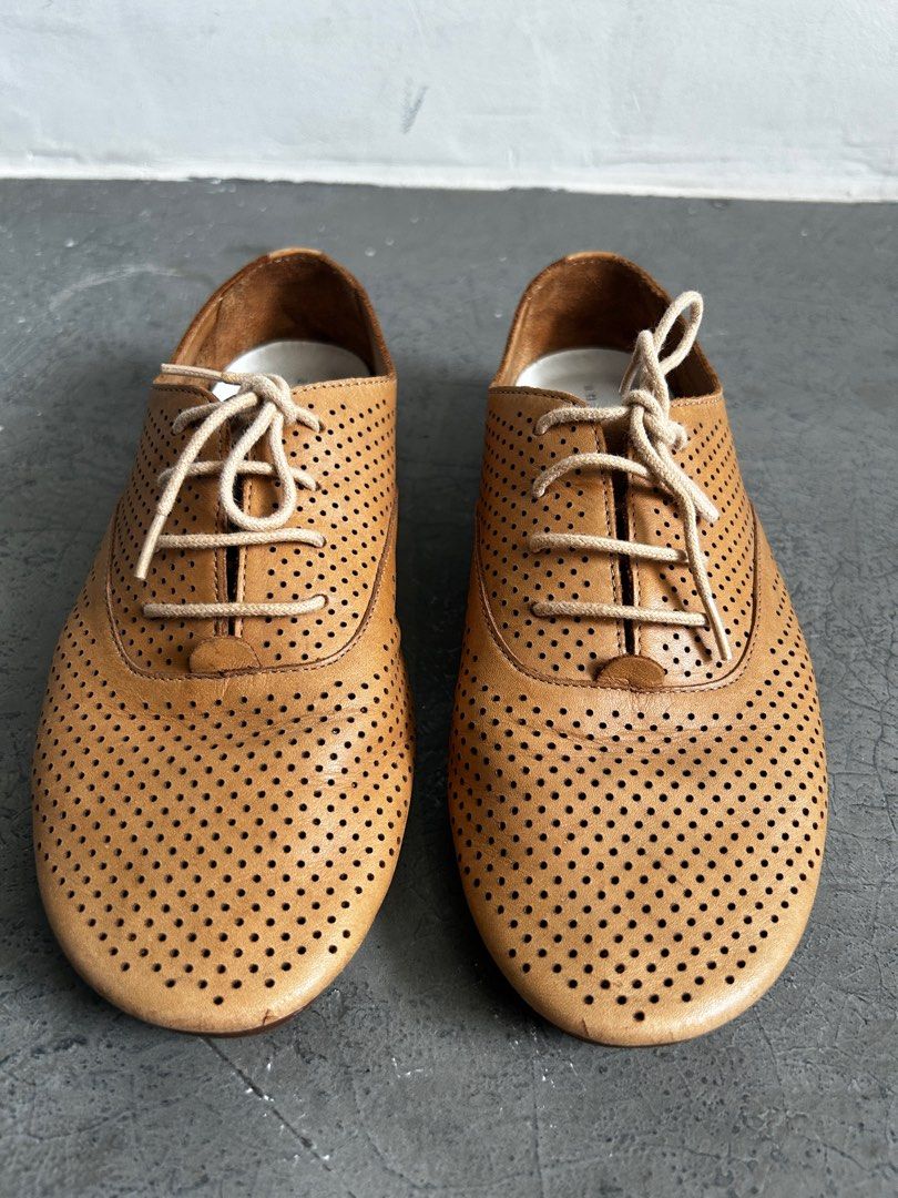 Anothersole Holly II - Maca, Women's Fashion, Footwear, Flats on Carousell