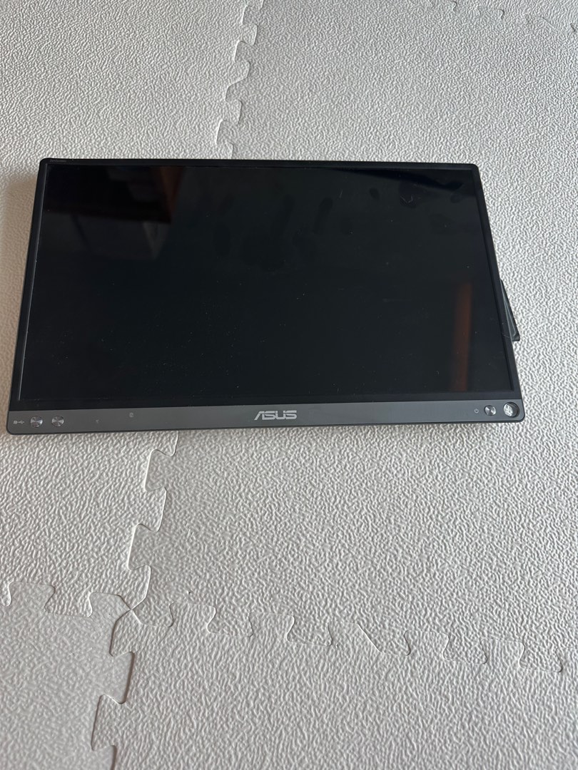 Asus portable screen, Computers & Tech, Laptops & Notebooks on Carousell