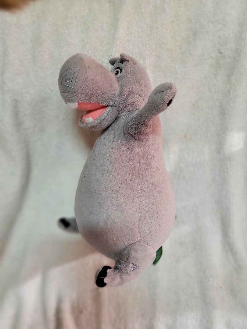 Authentic DreamWorks Madagascar Gloria the Hippopotamus Plush Soft Toy ...