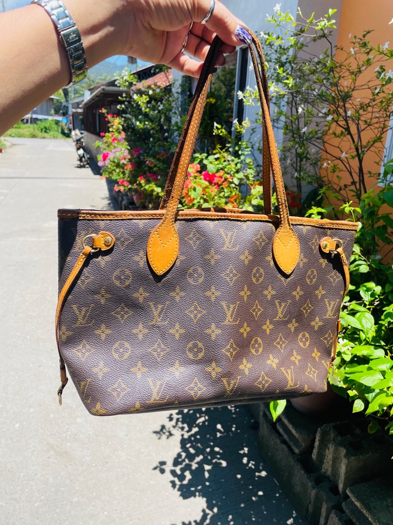 Authentic lv neverfull pm, Luxury, Bags & Wallets on Carousell