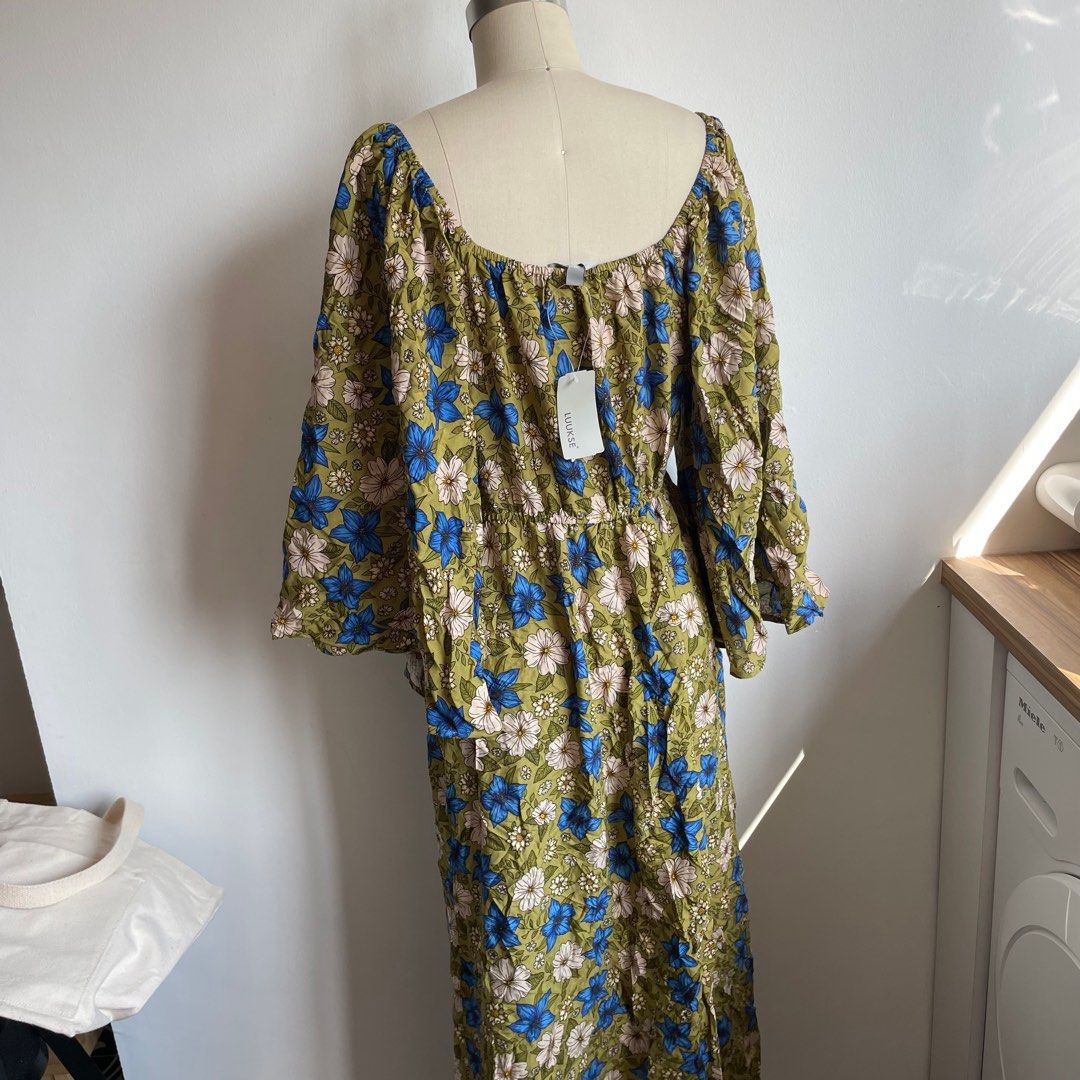 BBWT luukse boho floral maxi dress, Women's Fashion, Dresses & Sets ...