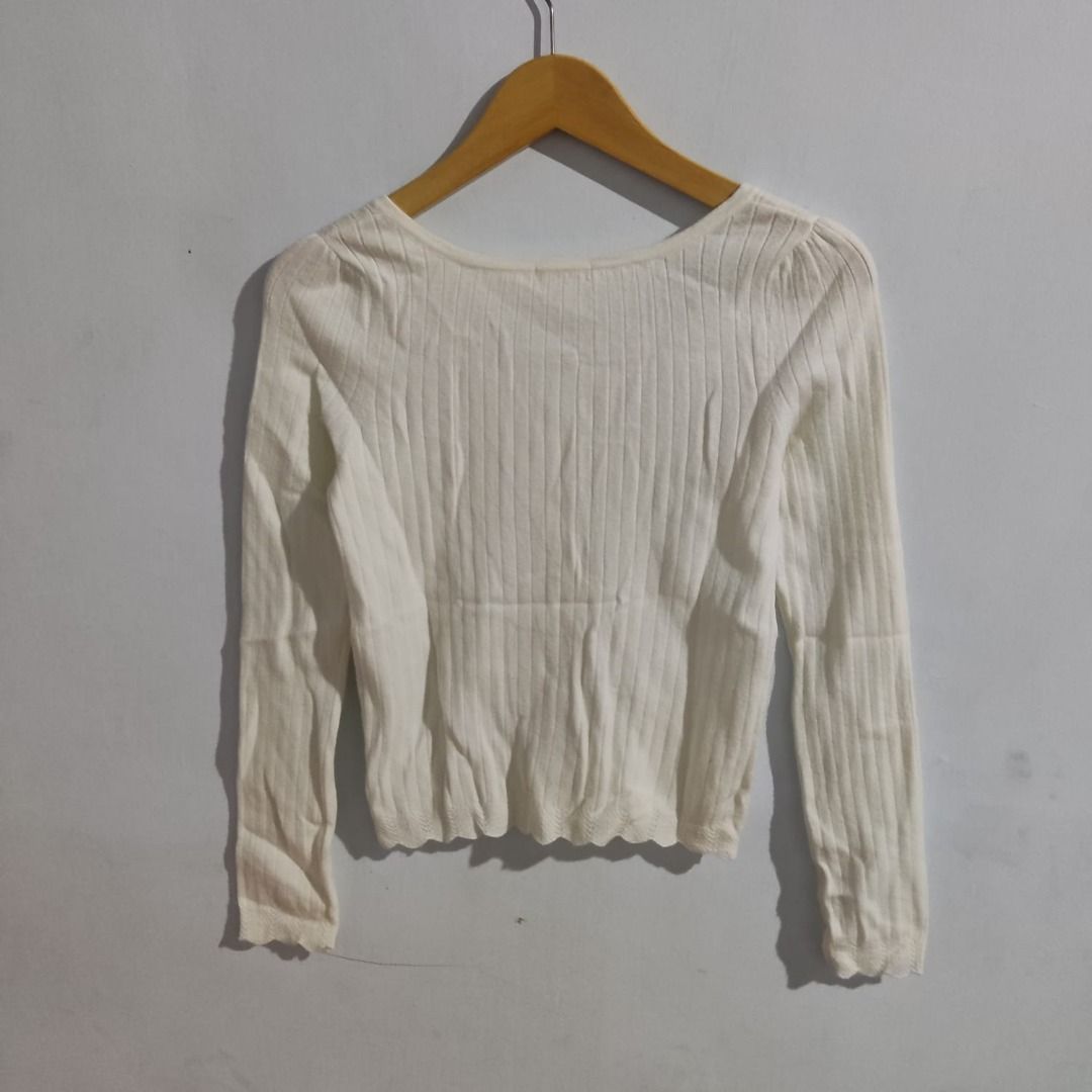 Cardigan GU By Uniqlo Crop Putih BW (Broken White) U Neck Size S Wanita ...