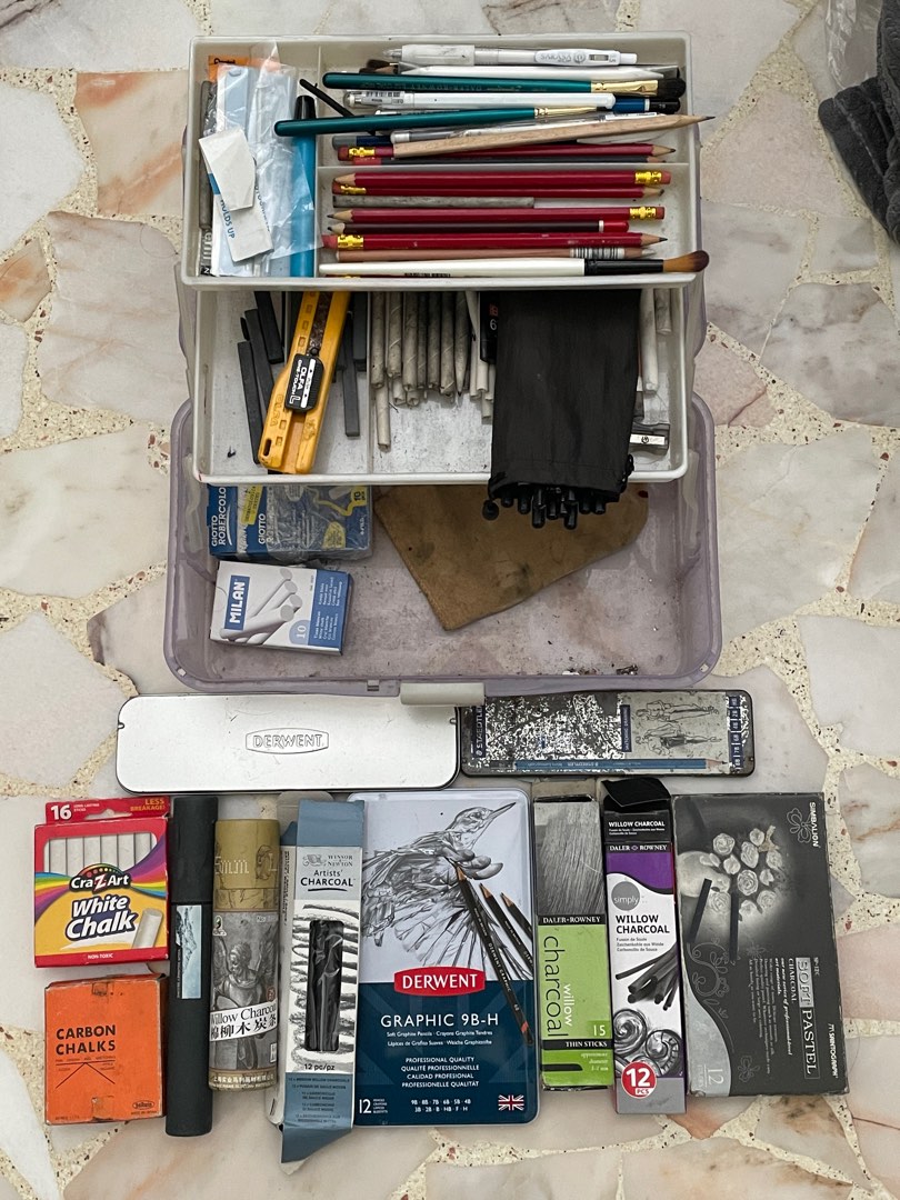Charcoal and pencil drawing starter pack , Hobbies & Toys, Stationery ...