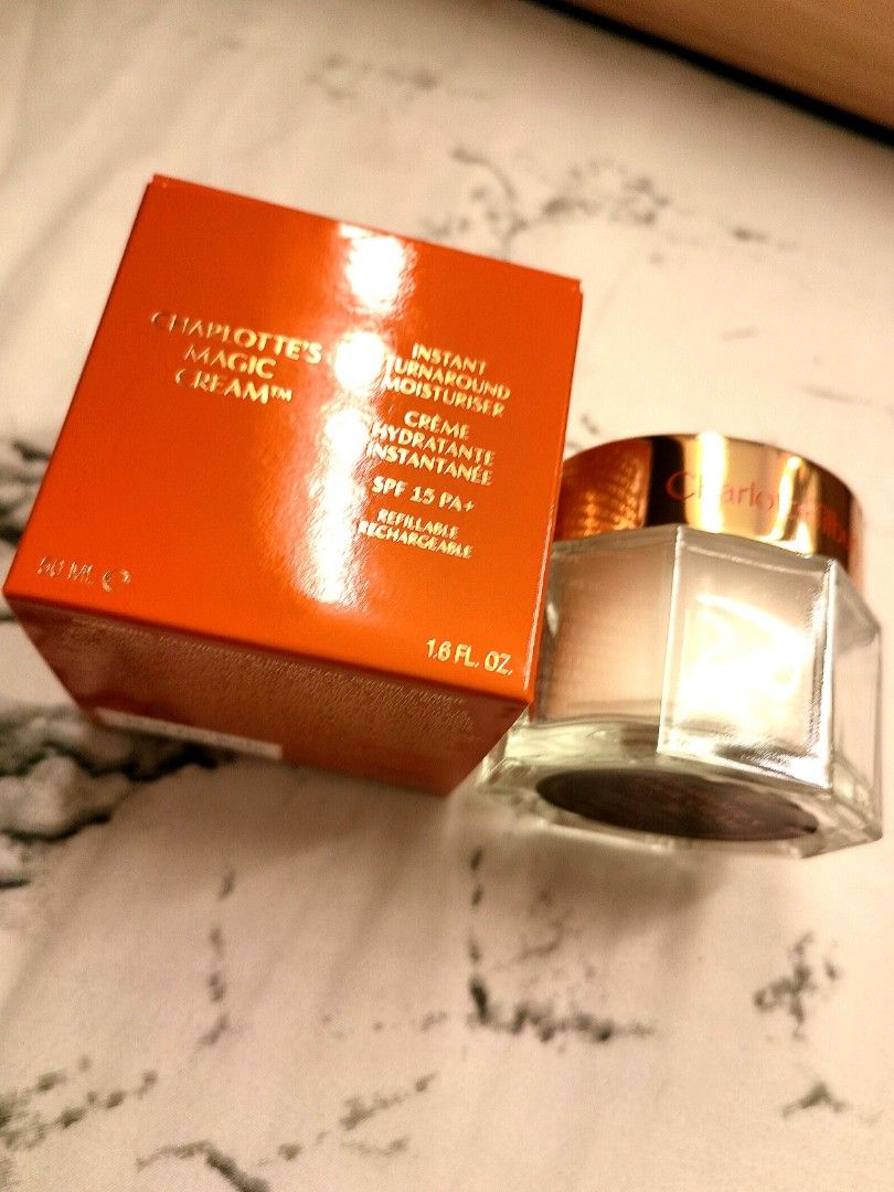 Charlotte Tilbury Magic Cream Instant Turnaround Moisturizer SPF 15 PA+ ...