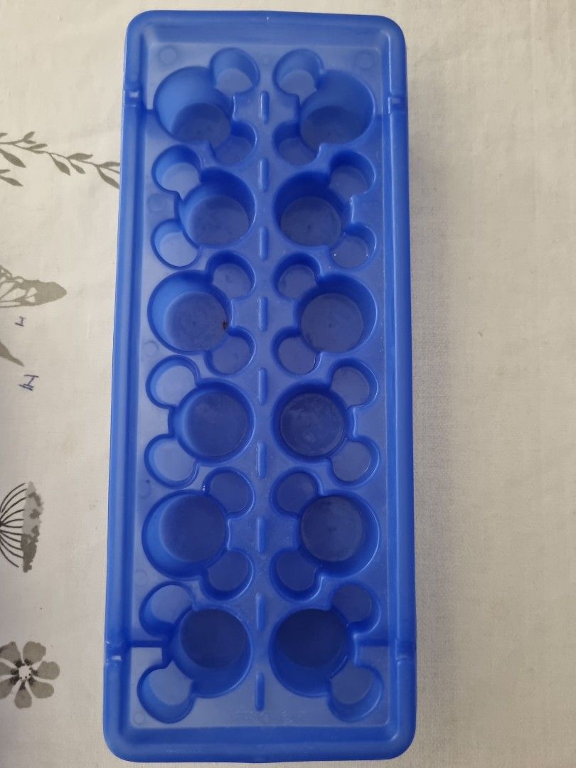 Disney Mickey Ice Cube Tray, Furniture & Home Living, Kitchenware ...