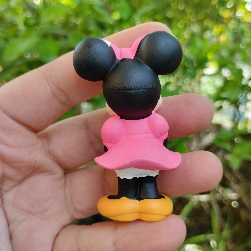 DISNEY Minnie Mouse Figure on Carousell