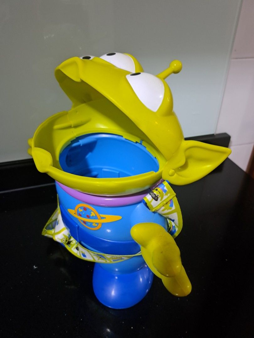 Tokyo Disneyland Alien Popcorn container, Hobbies & Toys, Memorabilia ...