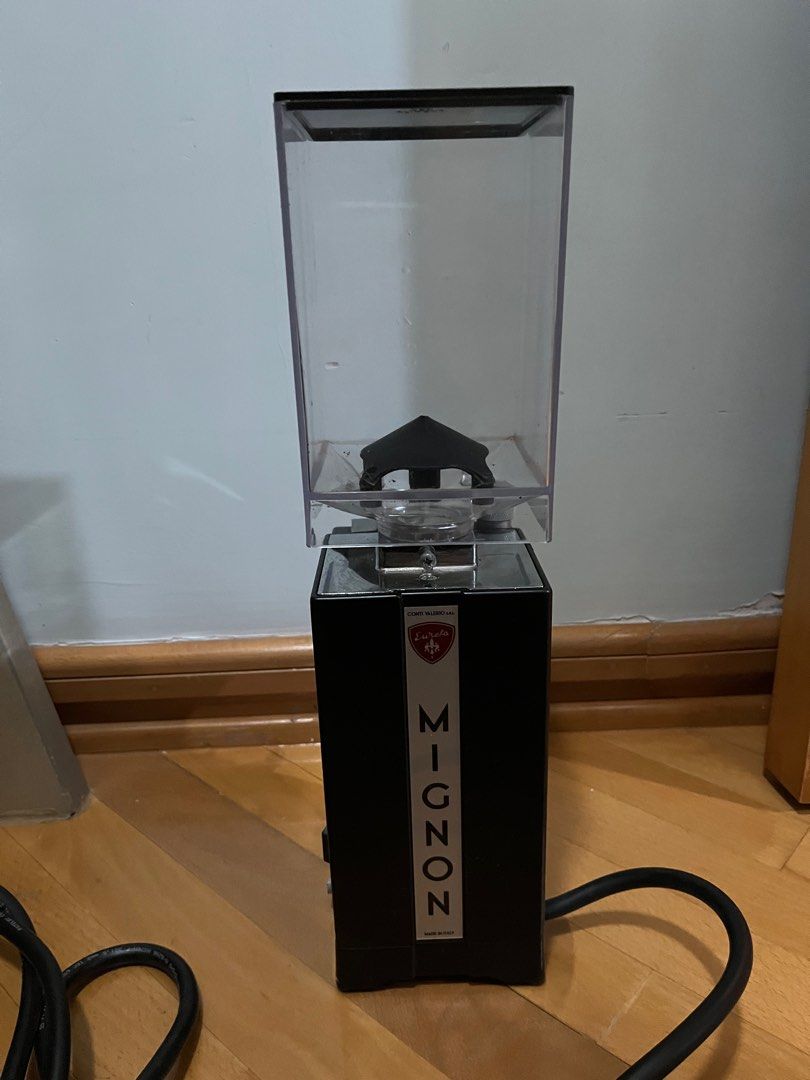 Eureka Mignon grinder 咖啡電動磨豆機, 家庭電器, 廚房電器, 咖啡機及咖啡壺 - Carousell