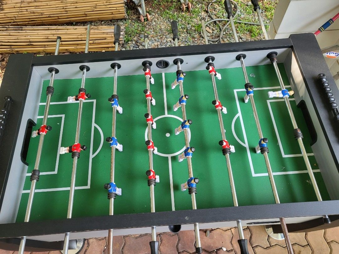 Footboll game, Hobbies & Toys, Toys & Games on Carousell