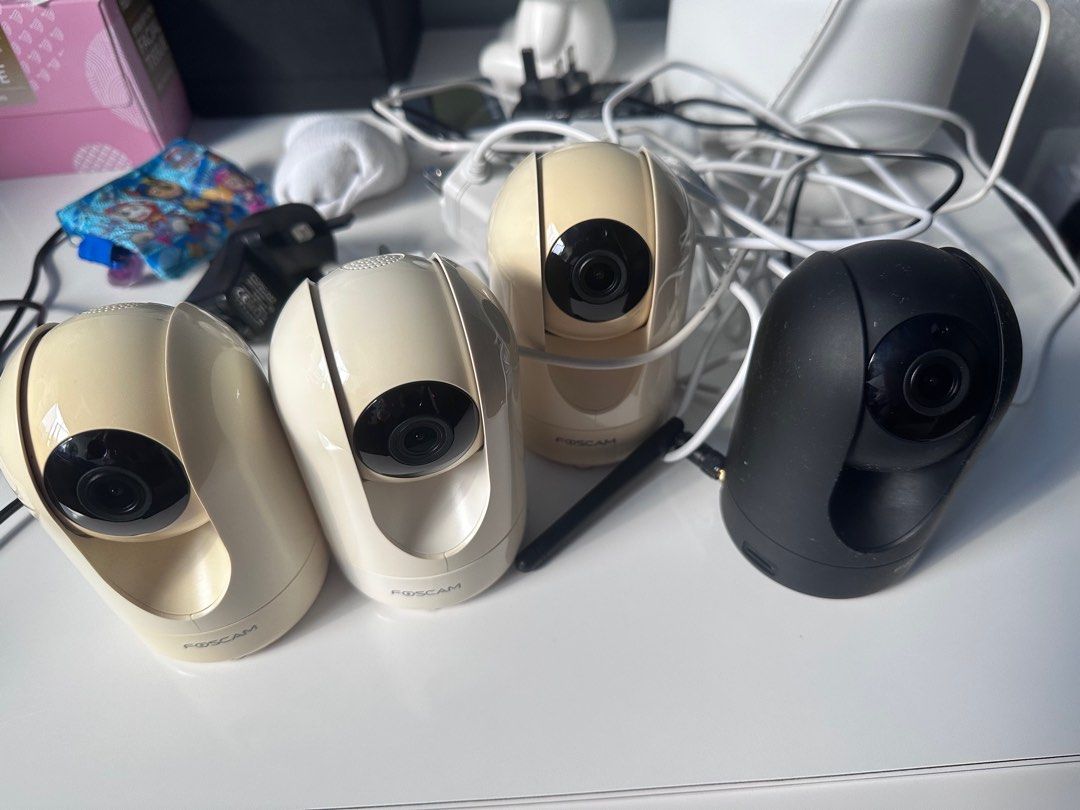 Foscam R2 Full HD 2MP CCTV cameras (used), Furniture & Home Living, Security & Locks, Security ...