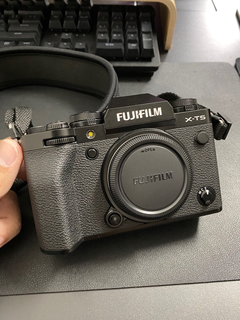 Fujifilm XT5 body, Photography, Cameras on Carousell