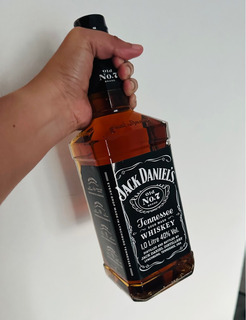Jack Daniels (1 Litre), Food & Drinks, Alcoholic Beverages on Carousell