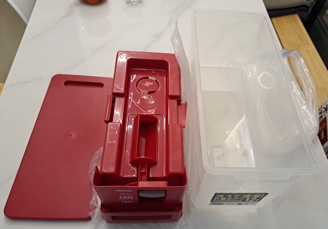 Japan Asvel 12kg rice dispenser, Furniture & Home Living, Kitchenware ...