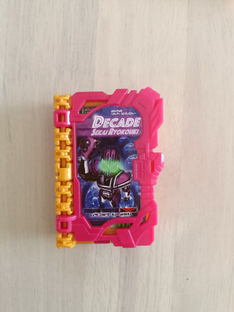 Kamen Rider Saber DX Decade Wonder Ride Book, Hobbies & Toys, Toys ...