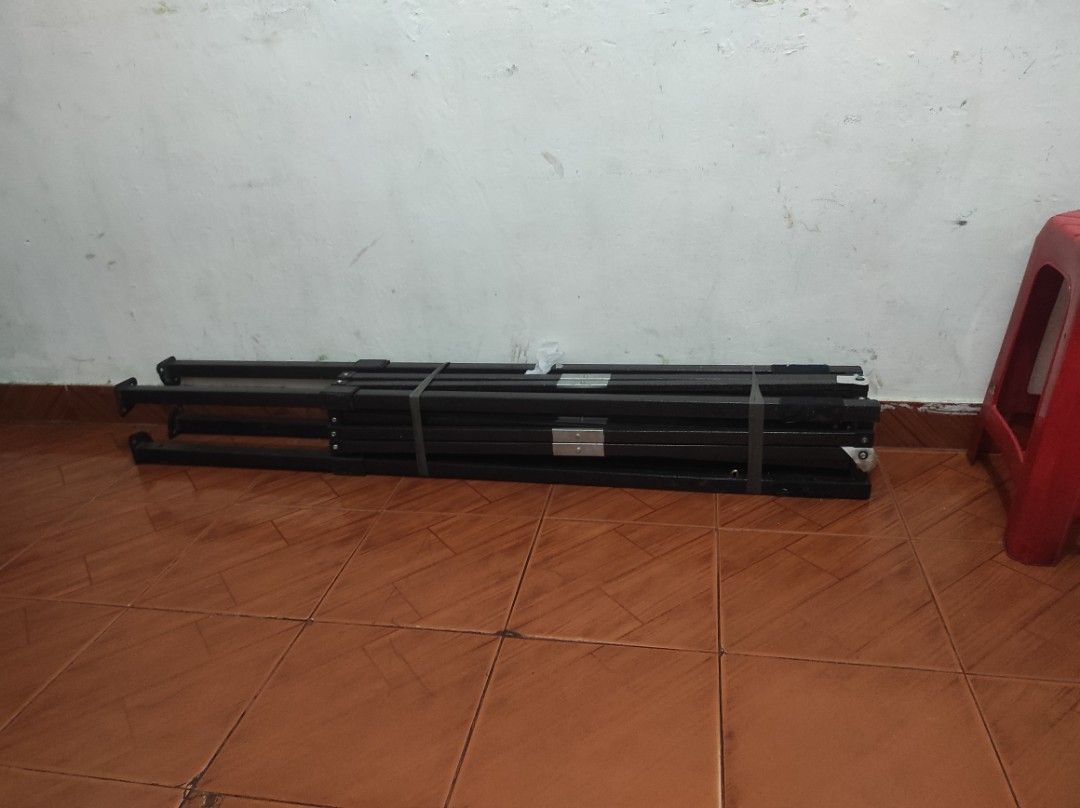 kerangka tenda lipat 2*2, Perabotan Rumah di Carousell