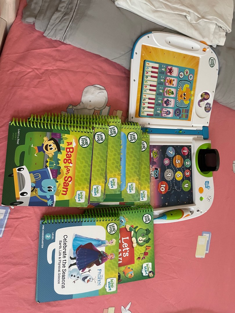 Leapfrog Leapstart 3D interactive Learn to Read Set, Hobbies & Toys ...