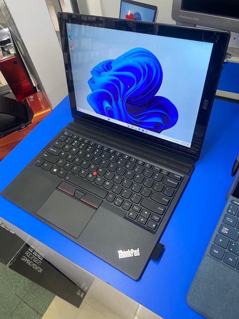 Lenovo thinkpad x1 Tablet Gen 2 intel i5 7th gen processor 8GB RAM ...