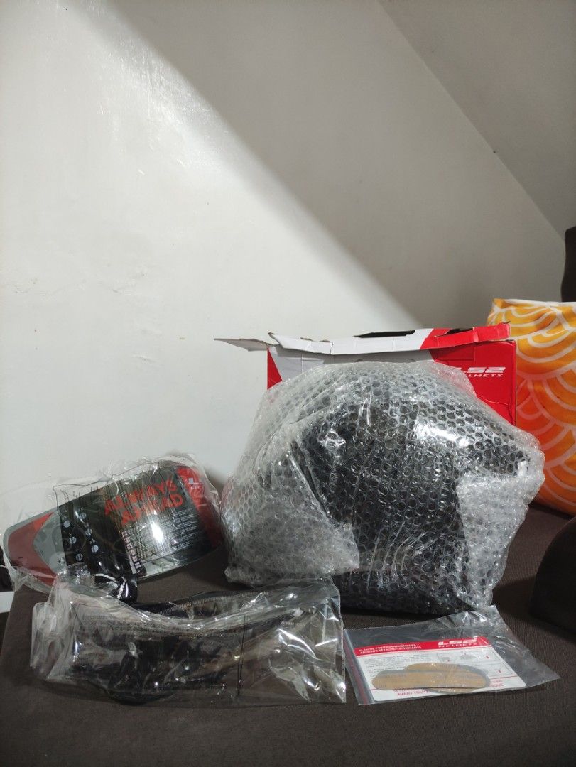 LS2 FLASH HELMET "DIMIT", Motorbikes, Motorbike Parts & Accessories ...