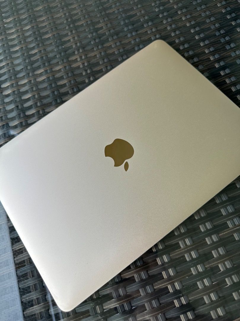 Rare MacBook Air, dual keyboard - English & Arabic , Computers & Tech ...