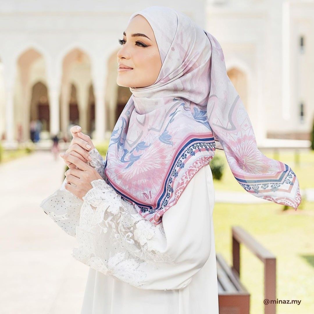MINAZ HIJAB, Kembara Cinta Blooming Adha Series, Kod: Nabawi Soft Pink, Women's Fashion ...