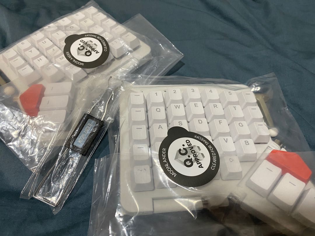 Moonlander split keyboard, Computers & Tech, Parts & Accessories ...