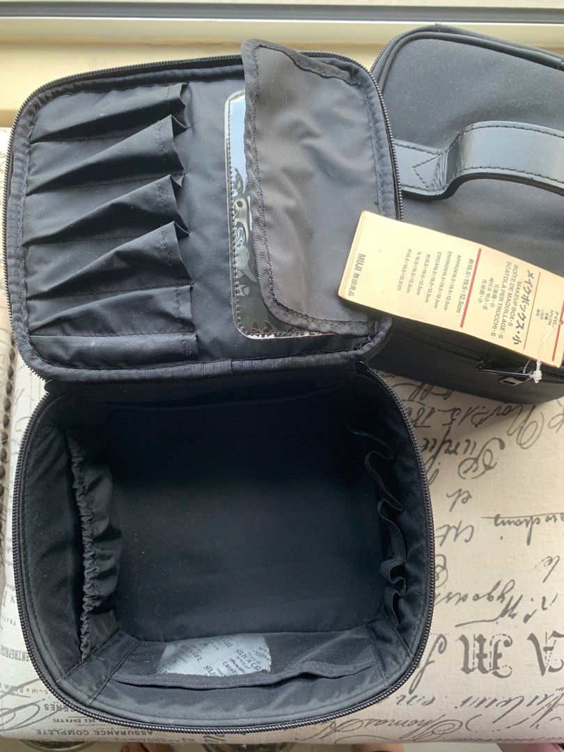 MUJI Makeup Box / Cosmetic Pouch, Beauty & Personal Care, Face, Makeup ...