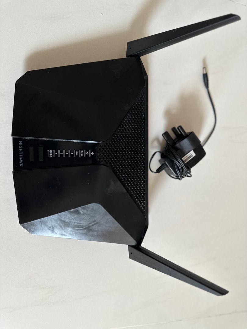 NETGEAR Nighthawk RAX40 - AX4 雙頻 WiFi 6 智能無線路由器 (AX3000), 電腦＆科技, 電腦周邊及 ...