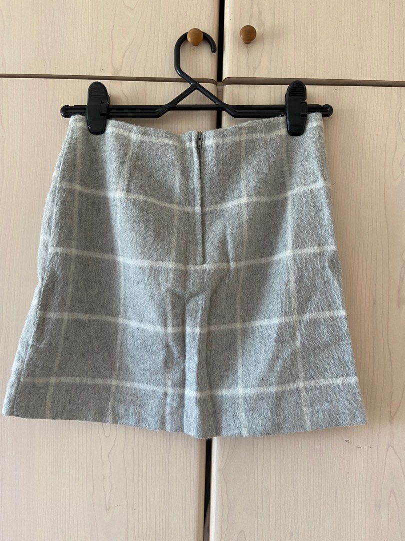 New Look Mini Skirt, Women's Fashion, Bottoms, Skirts on Carousell