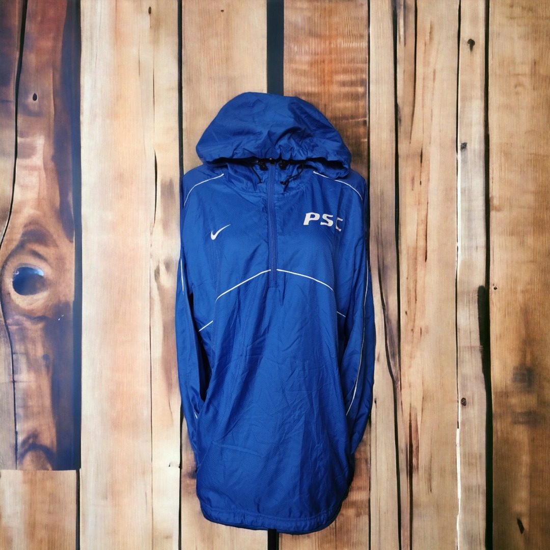 Nike windbreaker jacket on Carousell
