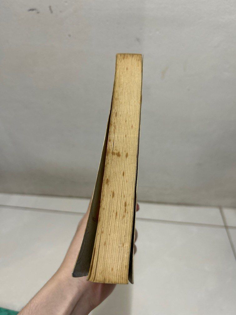 novel montase windry ramadhima, Buku & Alat Tulis, Buku di Carousell