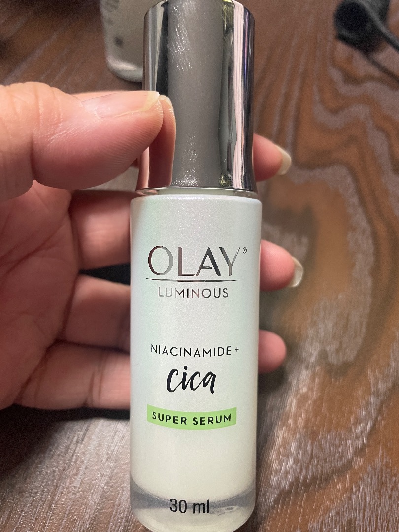 Olay Luminous Cica Superserum, Free Items on Carousell