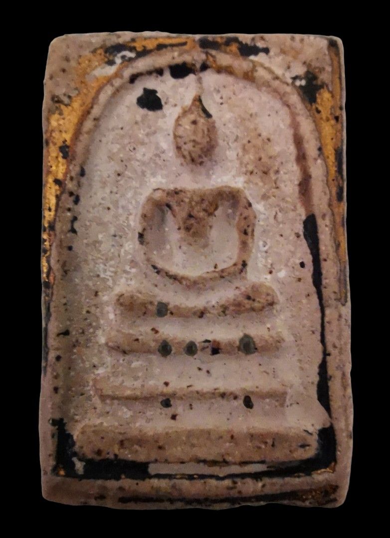 Phra Somdej taken from treasure chest, Hobbies & Toys, Memorabilia ...