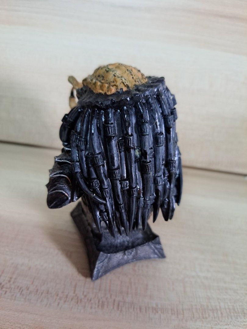 Predator unmasked micro bust, Hobbies & Toys, Toys & Games on Carousell