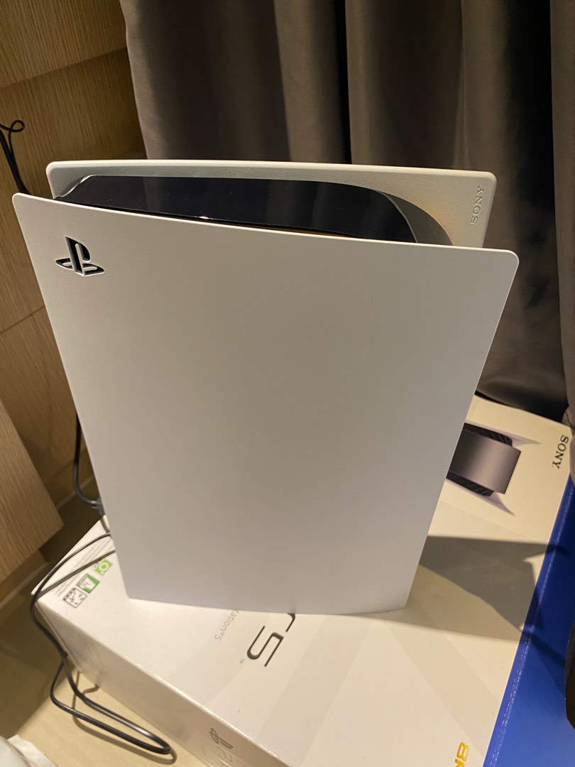 PS5 BRAND NEW on Carousell