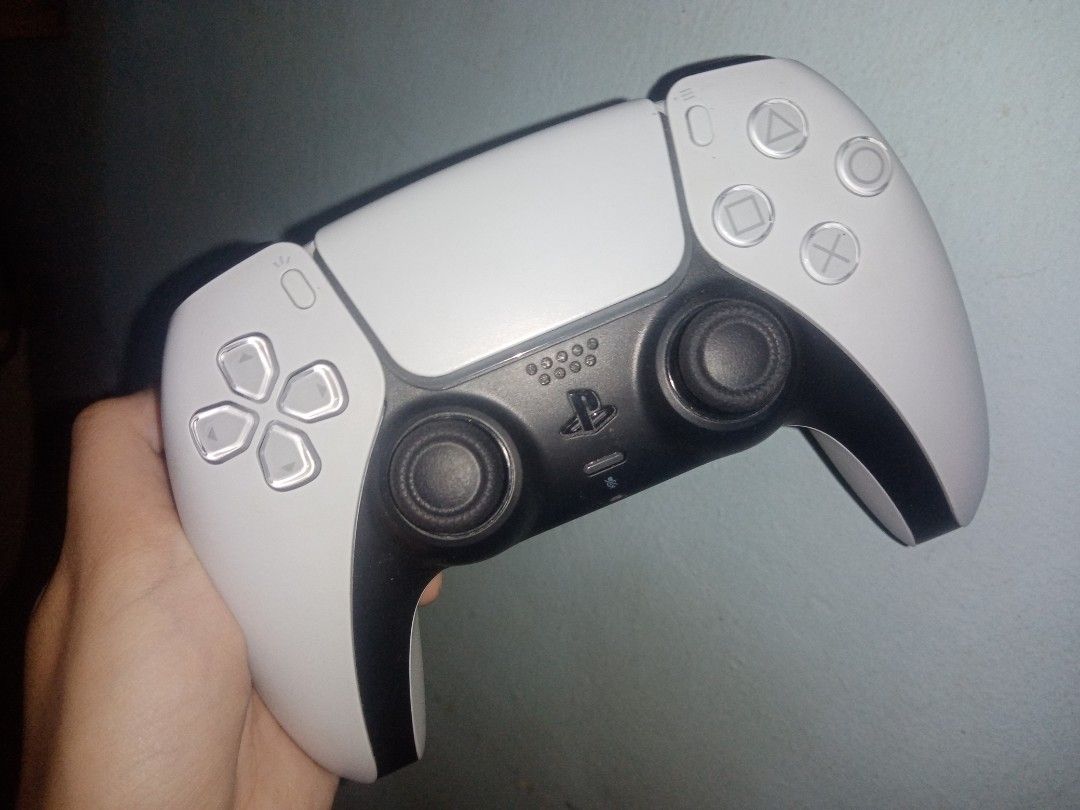 PS5 White Controller on Carousell