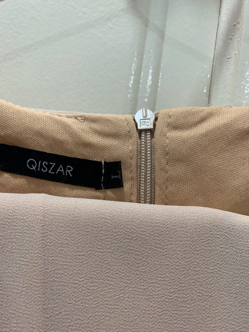 Qiszar (Emma Luxe)2023, Women's Fashion, Muslimah Fashion, Baju Kurung ...